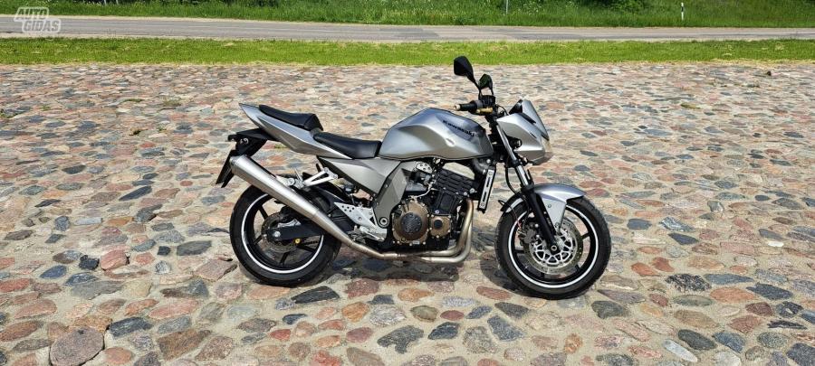 Серый Кавасаки Z 2005 в Друскининкай, объемом двигателя 0.75 л и пробегом 46 тыс. км за 2200 €, фото 6 на AUTOMOTO.COM.LV