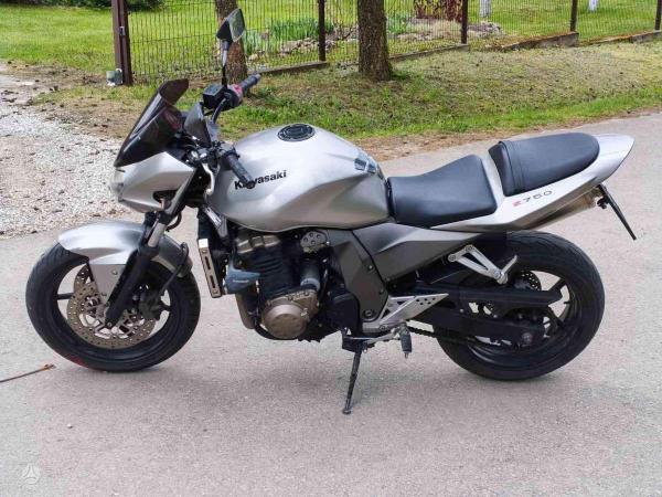 Grey Kawasaki Z 2005 in Alytus, with an engine capacity of 0.75 L and mileage of 36 thousand km for 2400 €, photo 6 on AUTOMOTO.COM.LV