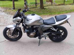 Серый Кавасаки Z 2005 в Алитус, объемом двигателя 0.75 л и пробегом 36 тыс. км за 2400 €, фото 7 на AUTOMOTO.COM.LV