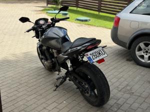 Серый Кавасаки Z 2005 в Вильнюс, объемом двигателя 0.75 л и пробегом 0 тыс. км за 2500 €, фото 5 на AUTOMOTO.COM.LV