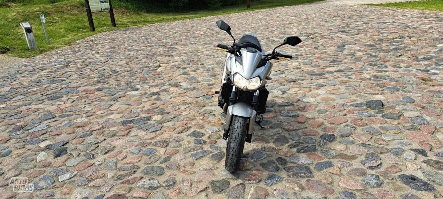 Pelēks Kawasaki Z 2005 Druskininkai, ar dzinēja tilpumu 0.75 L un nobraukumu 46 tūkst. km par 2200 €, foto 4 vietnē AUTOMOTO.COM.LV