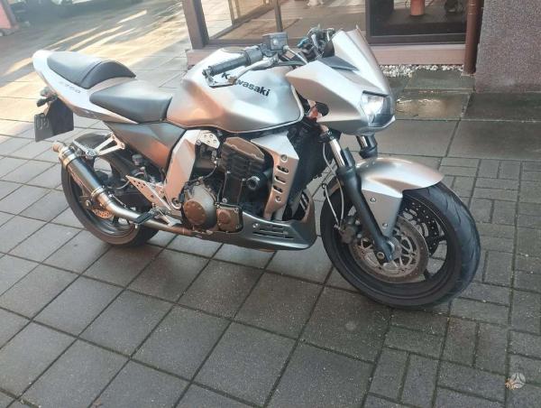 Grey Kawasaki Z 2006 in Kaunas, with an engine capacity of 0.75 L and mileage of 50 thousand km for 2800 €, photo 1 on AUTOMOTO.COM.LV
