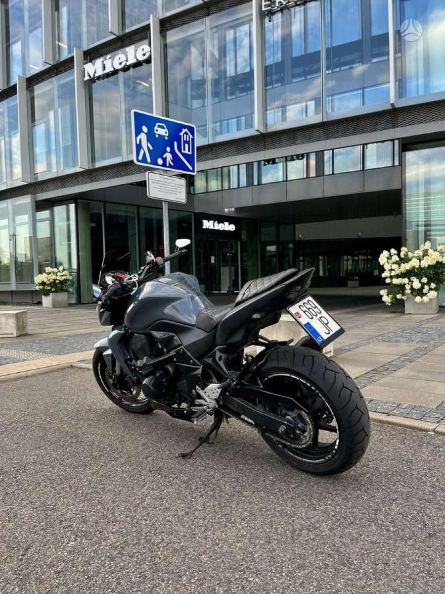 Pelēks Kawasaki Z 2008 Viļņa, ar dzinēja tilpumu 0.00 L un nobraukumu 0 tūkst. km par 3350 €, foto 6 vietnē AUTOMOTO.COM.LV