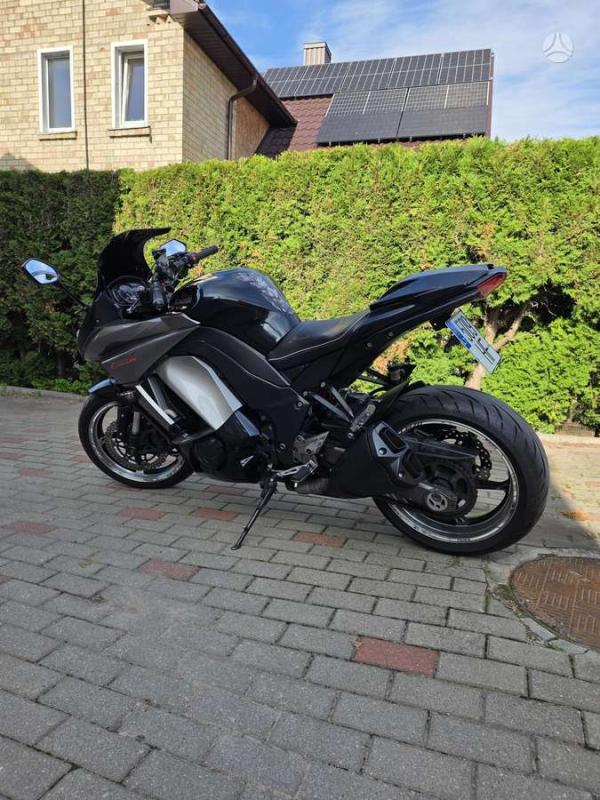 Pelēks Kawasaki Z 2013 Šauļi, ar dzinēja tilpumu 1.03 L un nobraukumu 32 tūkst. km par 6450 €, foto 8 vietnē AUTOMOTO.COM.LV