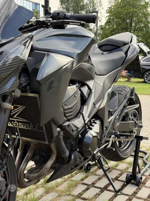 Grey Kawasaki Z 2017 in Prienai, with an engine capacity of 0.81 L and mileage of 41 thousand km for 4500 €, photo 8 on AUTOMOTO.COM.LV