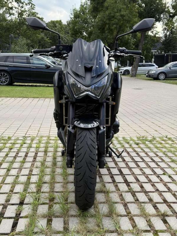 Grey Kawasaki Z 2017 in Prienai, with an engine capacity of 0.81 L and mileage of 41 thousand km for 4500 €, photo 9 on AUTOMOTO.COM.LV