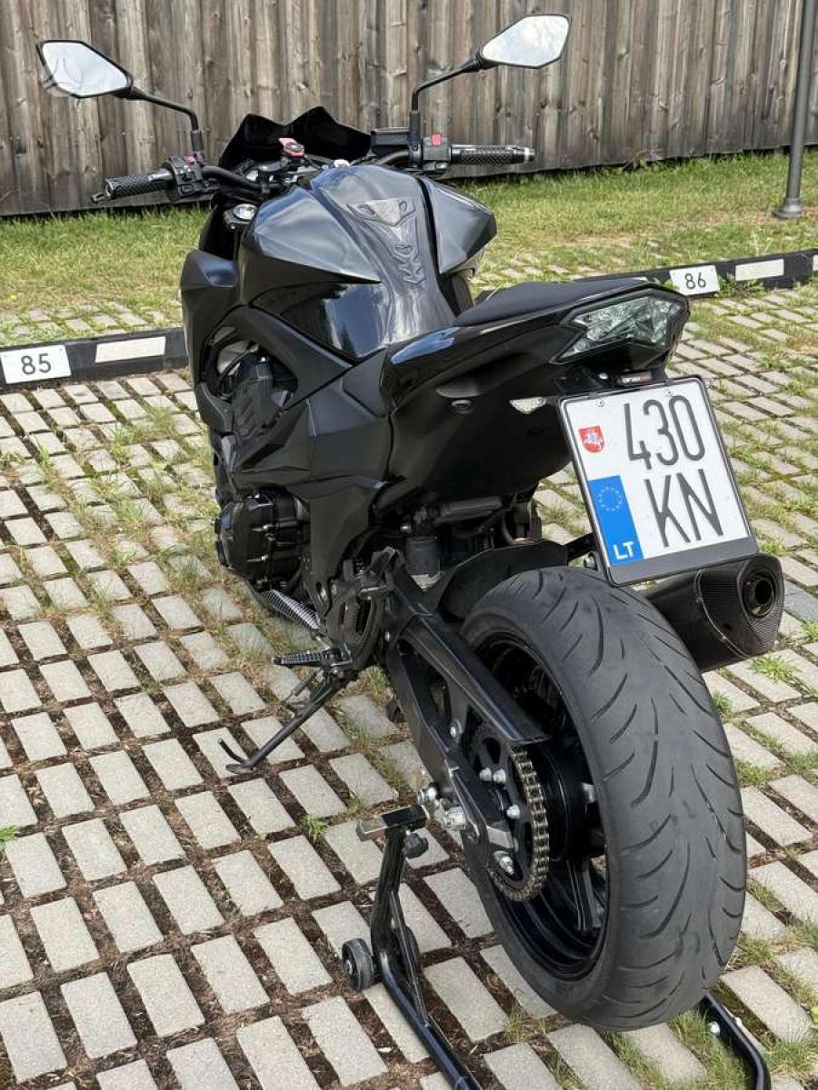 Grey Kawasaki Z 2017 in Prienai, with an engine capacity of 0.81 L and mileage of 41 thousand km for 4500 €, photo 21 on AUTOMOTO.COM.LV