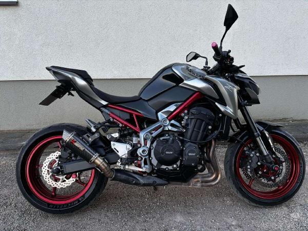 Pelēks Kawasaki Z 2021 Rīga, ar dzinēja tilpumu 0.90 L un nobraukumu 13 tūkst. km par 5000 €, foto 1 vietnē AUTOMOTO.COM.LV