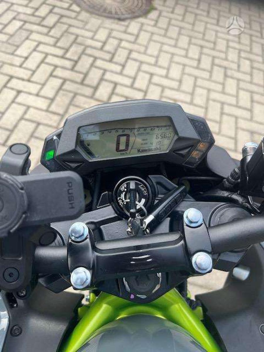 Grey Kawasaki Z 2023 in Vilnius, with an engine capacity of 0.13 L and mileage of 7 thousand km for 3200 €, photo 9 on AUTOMOTO.COM.LV
