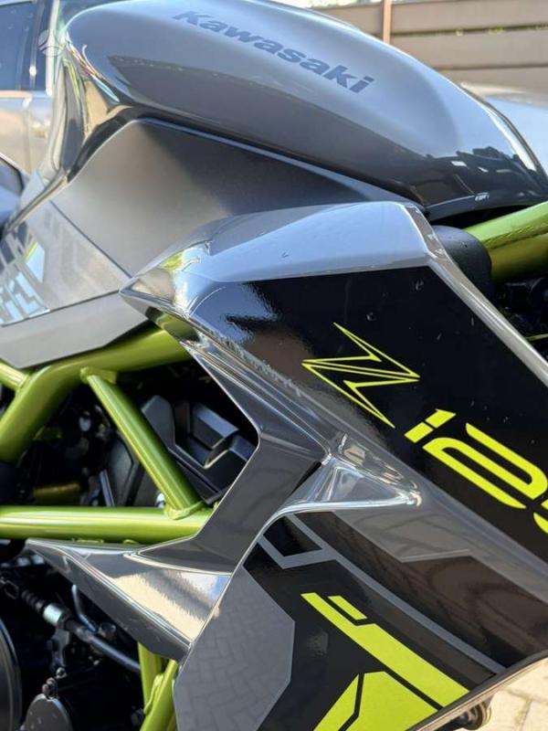 Pelēks Kawasaki Z 2023 Viļņa, ar dzinēja tilpumu 0.13 L un nobraukumu 7 tūkst. km par 3200 €, foto 10 vietnē AUTOMOTO.COM.LV