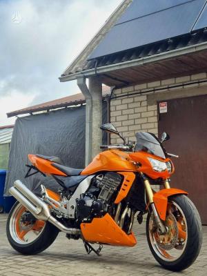 Kawasaki Z 2003 in Prienai, with an engine capacity of 1.00 L and mileage of 41 thousand km for 3050 €, photo 3 on AUTOMOTO.COM.LV