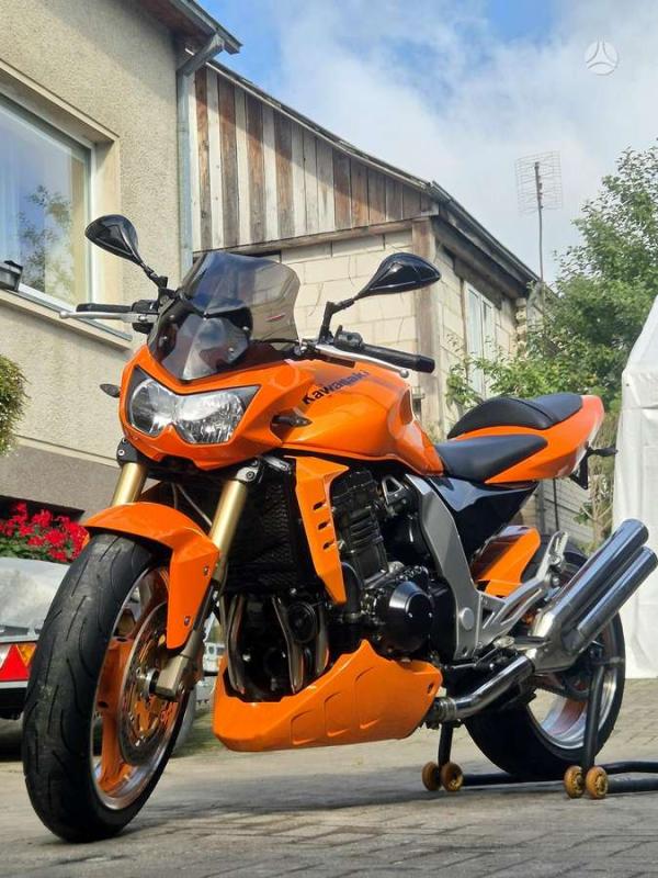 Kawasaki Z 2003 in Prienai, with an engine capacity of 1.00 L and mileage of 41 thousand km for 3050 €, photo 3 on AUTOMOTO.COM.LV