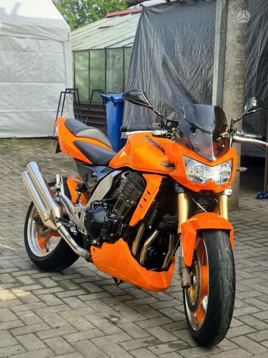 Kawasaki Z 2003 in Prienai, with an engine capacity of 1.00 L and mileage of 41 thousand km for 3050 €, photo 5 on AUTOMOTO.COM.LV