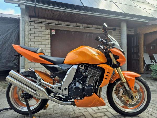 Kawasaki Z 2003 in Prienai, with an engine capacity of 1.00 L and mileage of 41 thousand km for 3050 €, photo 6 on AUTOMOTO.COM.LV