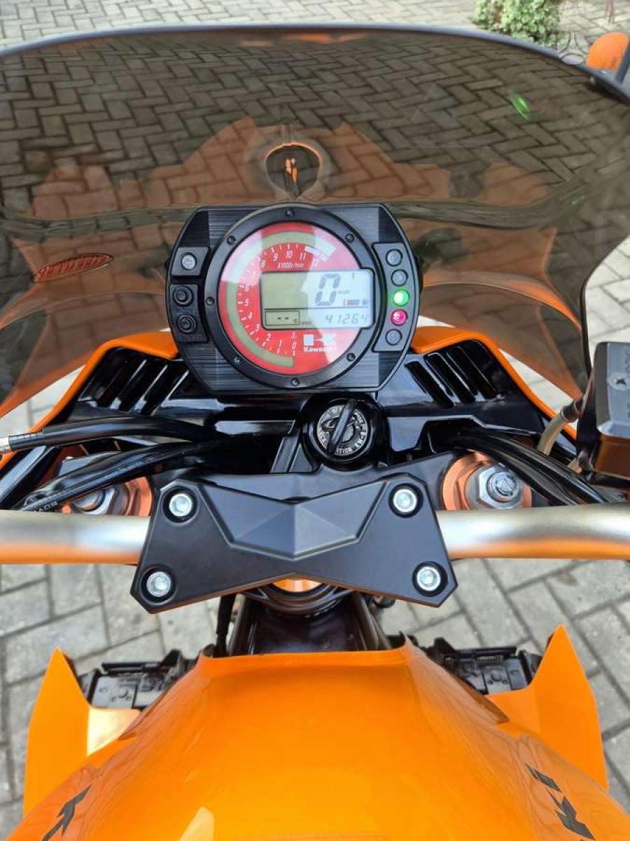 Kawasaki Z 2003 in Prienai, with an engine capacity of 1.00 L and mileage of 41 thousand km for 3050 €, photo 12 on AUTOMOTO.COM.LV