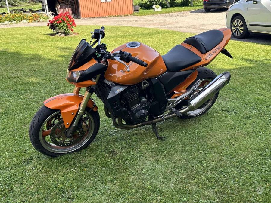 Kawasaki Z 2003 Jurbarkas, ar dzinēja tilpumu 1.00 L un nobraukumu 50 tūkst. km par 3050 €, foto 4 vietnē AUTOMOTO.COM.LV