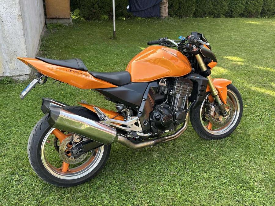 Kawasaki Z 2003 Jurbarkas, ar dzinēja tilpumu 1.00 L un nobraukumu 50 tūkst. km par 3050 €, foto 6 vietnē AUTOMOTO.COM.LV