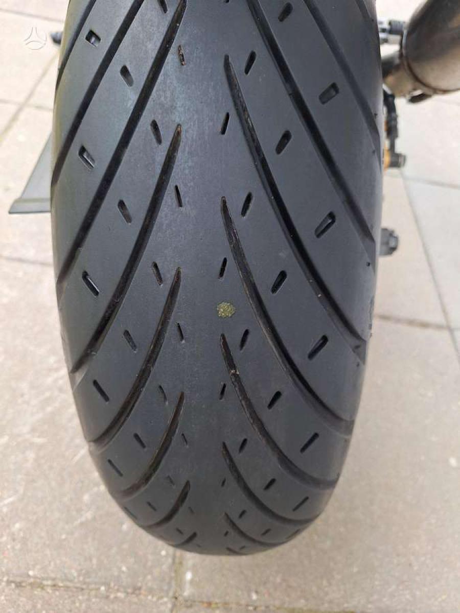 Kawasaki Z 2004 in Prienai, with an engine capacity of 0.75 L and mileage of 31 thousand km for 2750 €, photo 13 on AUTOMOTO.COM.LV