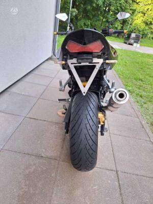 Kawasaki Z 2004 in Prienai, with an engine capacity of 0.75 L and mileage of 31 thousand km for 2750 €, photo 15 on AUTOMOTO.COM.LV