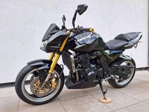 Kawasaki Z 2004 in Prienai, with an engine capacity of 0.75 L and mileage of 31 thousand km for 2750 €, photo 22 on AUTOMOTO.COM.LV