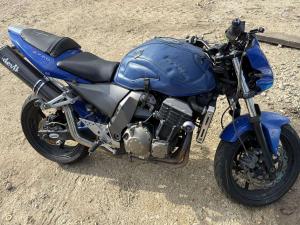 Kawasaki Z 2004 in Taurage, with an engine capacity of 0.75 L and mileage of 40 thousand km for 1550 €, photo  on AUTOMOTO.COM.LV