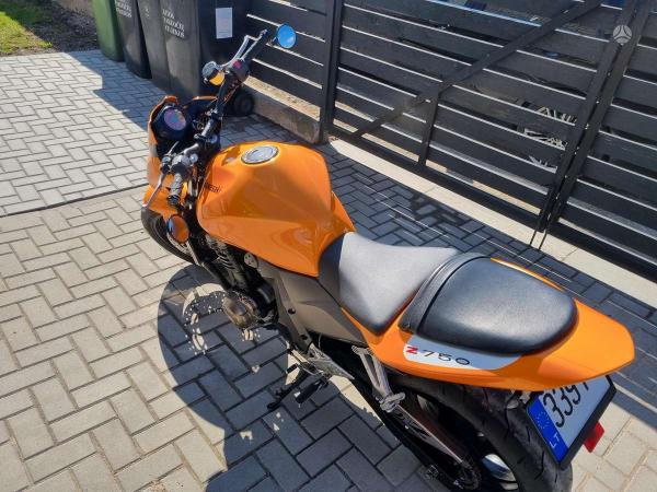 Kawasaki Z 2004 Telšiai, ar dzinēja tilpumu 0.75 L un nobraukumu 39 tūkst. km par 2300 €, foto 3 vietnē AUTOMOTO.COM.LV