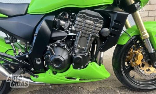 Kawasaki Z 2004 in Vilnius, with an engine capacity of 1.00 L and mileage of 34 thousand km for 3300 €, photo 8 on AUTOMOTO.COM.LV