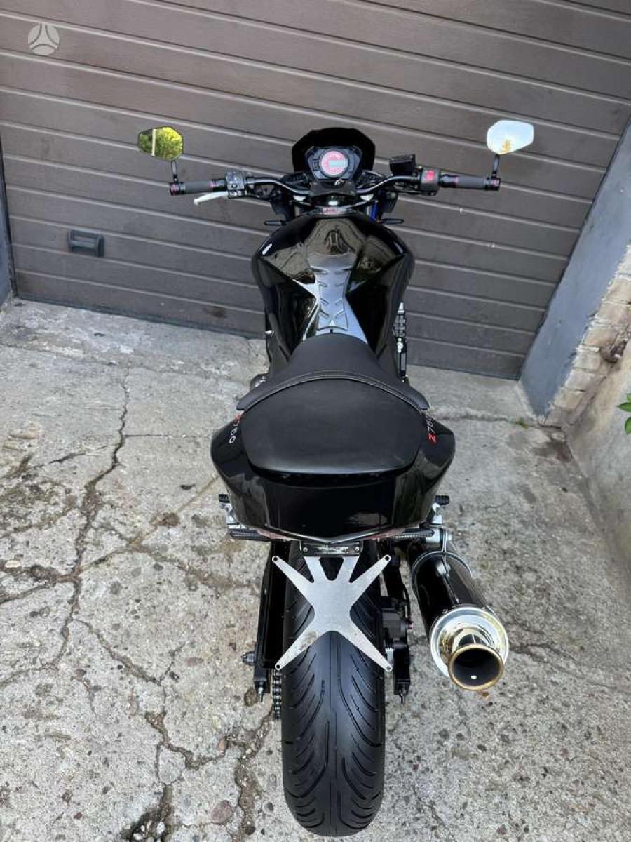 Kawasaki Z 2004 in Prienai, with an engine capacity of 0.75 L and mileage of 40 thousand km for 2750 €, photo 8 on AUTOMOTO.COM.LV