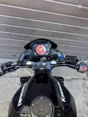 Kawasaki Z 2004 in Prienai, with an engine capacity of 0.75 L and mileage of 40 thousand km for 2750 €, photo 9 on AUTOMOTO.COM.LV