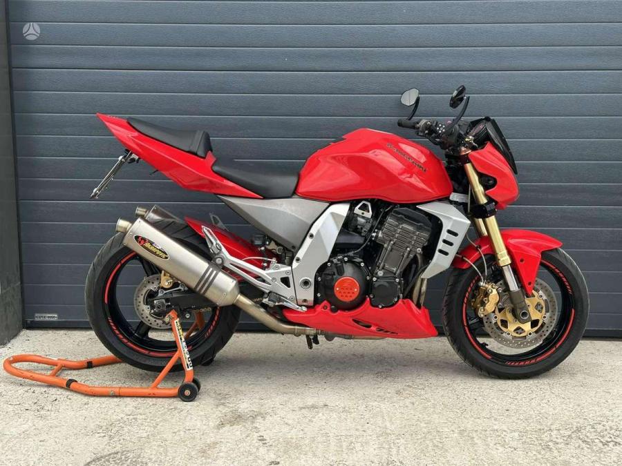 Kawasaki Z 2004 Panevēža, ar dzinēja tilpumu 1.00 L un nobraukumu 54 tūkst. km par 2700 €, foto 6 vietnē AUTOMOTO.COM.LV