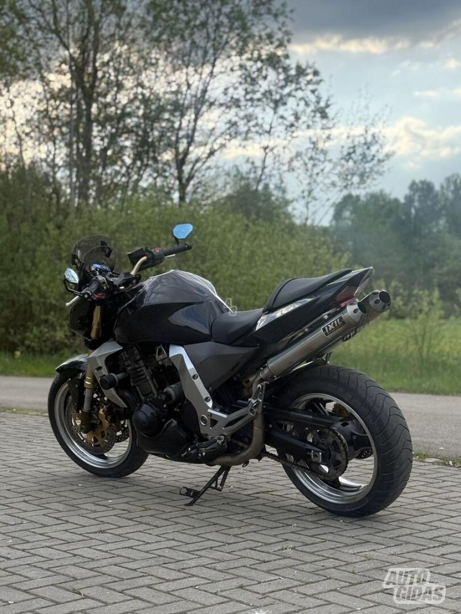 Kawasaki Z 2004 in Vilnius, with an engine capacity of 1.00 L and mileage of 30 thousand km for 2500 €, photo 5 on AUTOMOTO.COM.LV