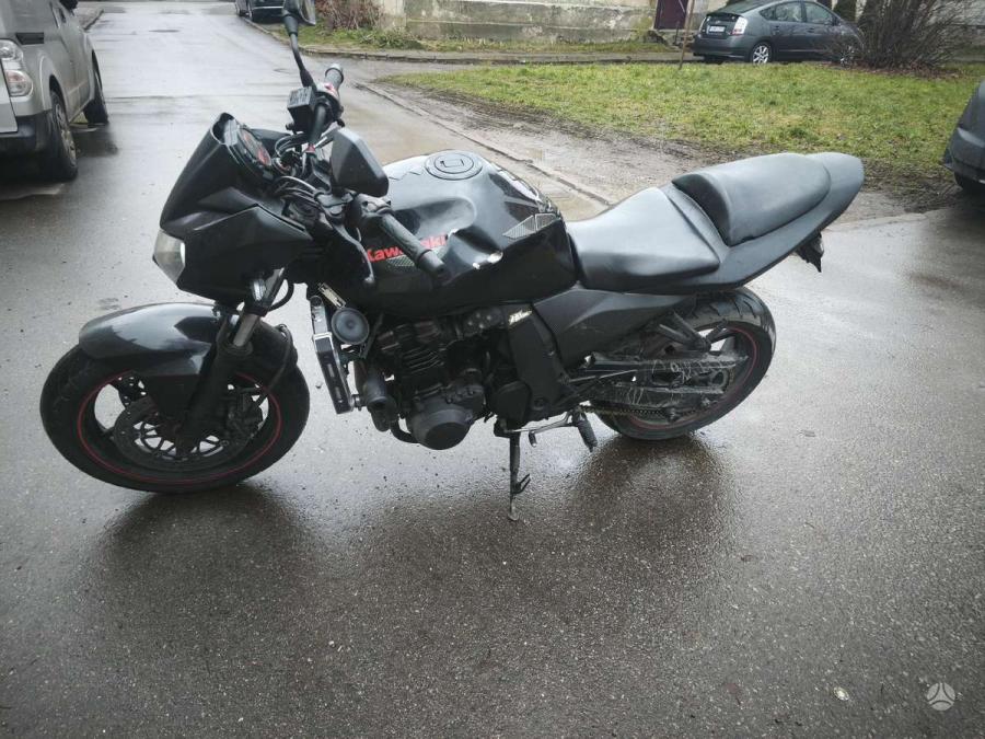 Kawasaki Z 2005 Viļņa, ar dzinēja tilpumu 0.75 L un nobraukumu 81 tūkst. km par 1850 €, foto 5 vietnē AUTOMOTO.COM.LV