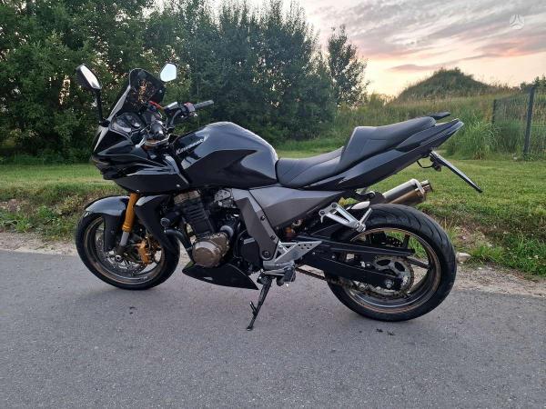 Kawasaki Z 2005 in Vilnius, with an engine capacity of 0.75 L and mileage of 67 thousand km for 2800 €, photo 2 on AUTOMOTO.COM.LV