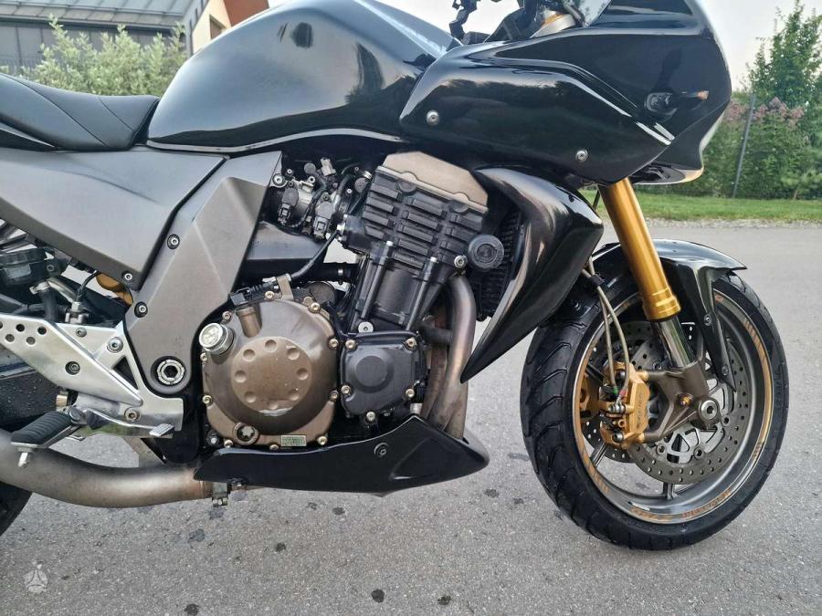 Kawasaki Z 2005 in Vilnius, with an engine capacity of 0.75 L and mileage of 67 thousand km for 2800 €, photo 10 on AUTOMOTO.COM.LV