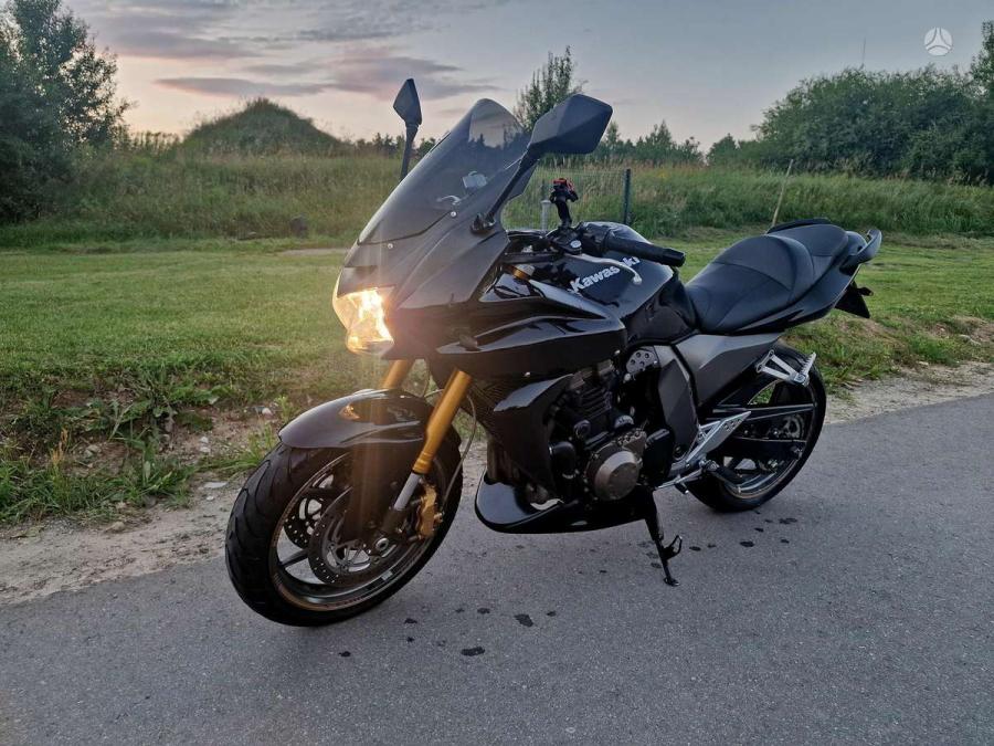 Kawasaki Z 2005 in Vilnius, with an engine capacity of 0.75 L and mileage of 67 thousand km for 2800 €, photo 13 on AUTOMOTO.COM.LV
