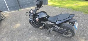 Kawasaki Z 2005 in Mazeikiai, with an engine capacity of 0.75 L and mileage of 59 thousand km for 2100 €, photo 3 on AUTOMOTO.COM.LV