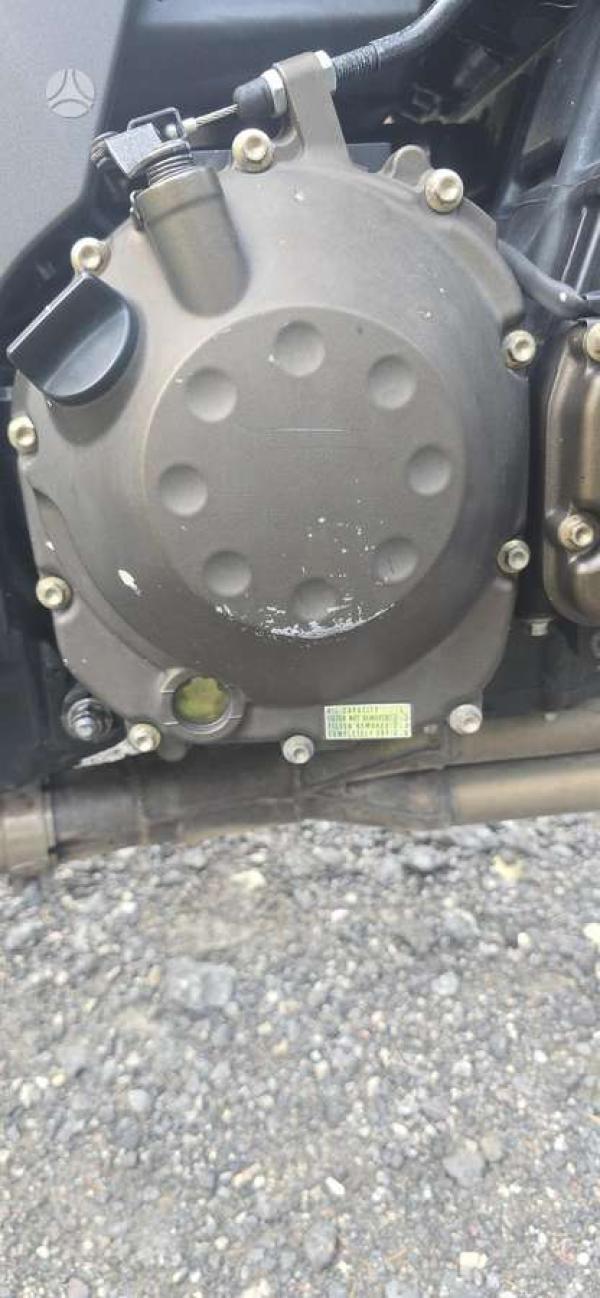 Kawasaki Z 2005 in Mazeikiai, with an engine capacity of 0.75 L and mileage of 59 thousand km for 2100 €, photo 6 on AUTOMOTO.COM.LV