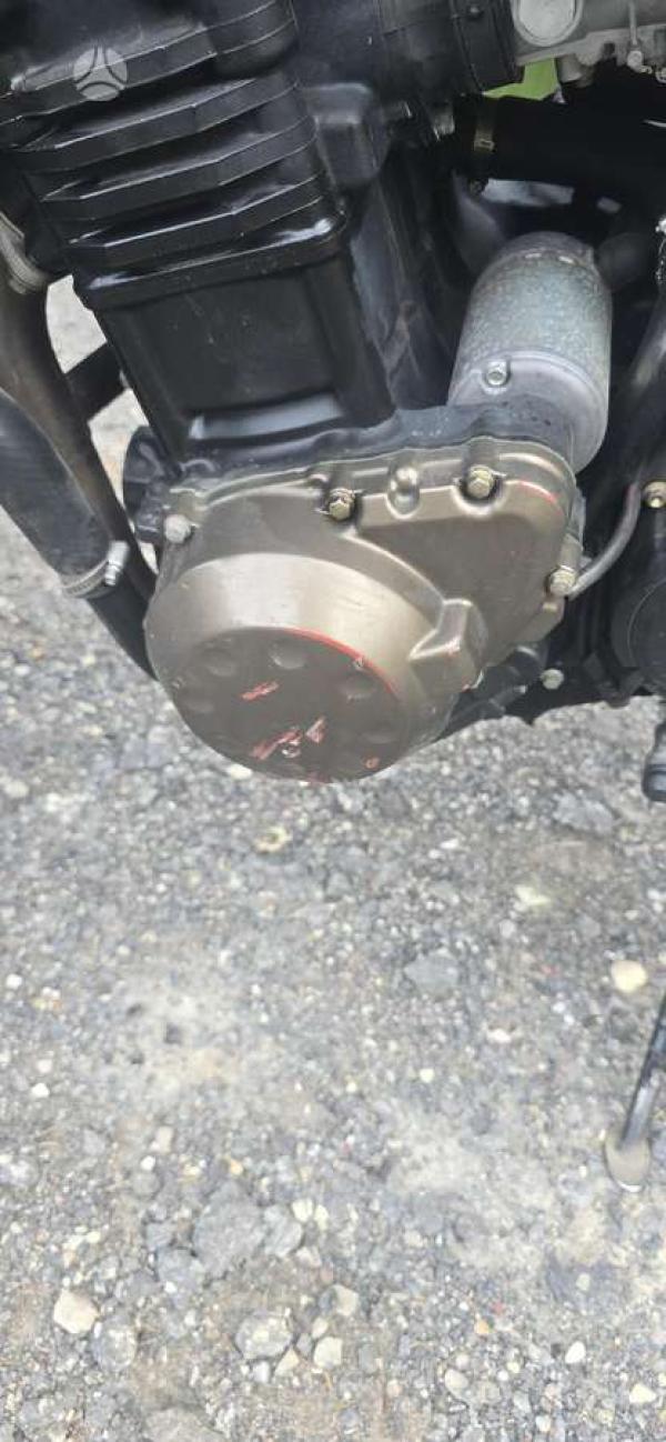 Kawasaki Z 2005 in Mazeikiai, with an engine capacity of 0.75 L and mileage of 59 thousand km for 2100 €, photo 7 on AUTOMOTO.COM.LV