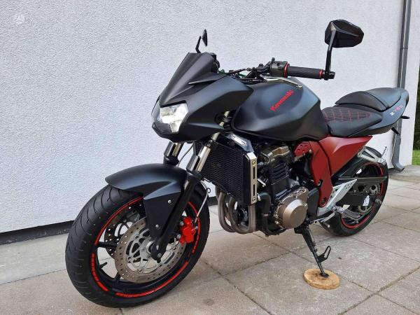 Kawasaki Z 2005 in Prienai, with an engine capacity of 0.75 L and mileage of 32 thousand km for 2650 €, photo 7 on AUTOMOTO.COM.LV