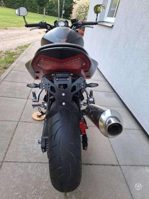 Kawasaki Z 2005 in Prienai, with an engine capacity of 0.75 L and mileage of 32 thousand km for 2650 €, photo 15 on AUTOMOTO.COM.LV