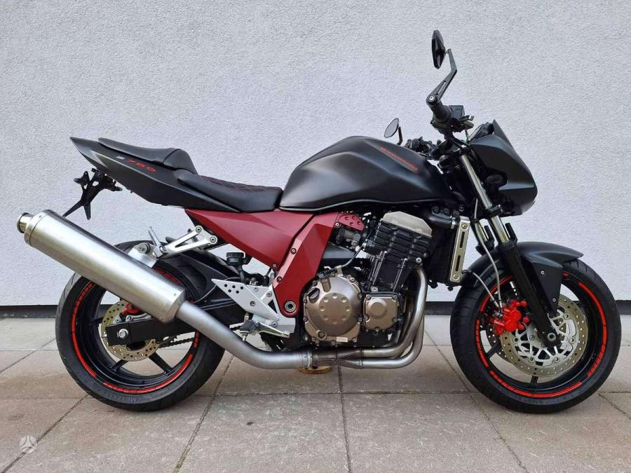 Kawasaki Z 2005 in Prienai, with an engine capacity of 0.75 L and mileage of 32 thousand km for 2650 €, photo 24 on AUTOMOTO.COM.LV