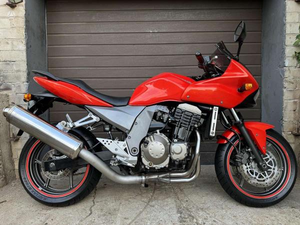 Kawasaki Z 2005 in Prienai, with an engine capacity of 0.75 L and mileage of 30 thousand km for 2550 €, photo 6 on AUTOMOTO.COM.LV