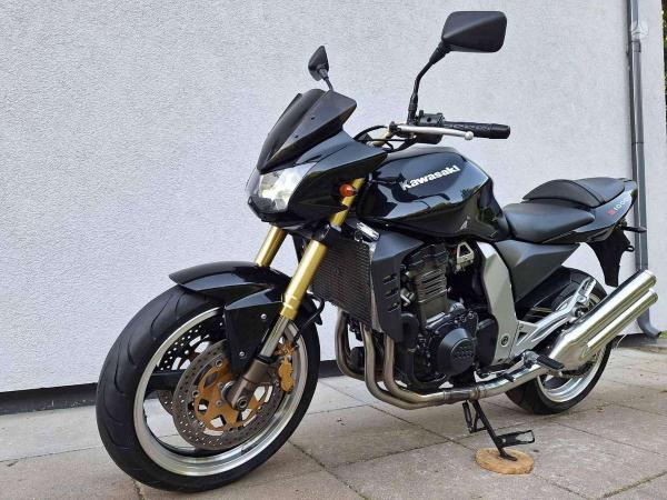 Kawasaki Z 2006 in Prienai, with an engine capacity of 1.00 L and mileage of 32 thousand km for 3250 €, photo 1 on AUTOMOTO.COM.LV
