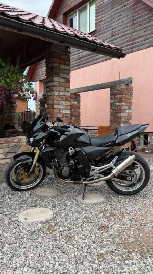 Кавасаки Z 2006 в Юрбаркас, объемом двигателя 1.00 л и пробегом 63 тыс. км за 3150 €, фото  на AUTOMOTO.COM.LV