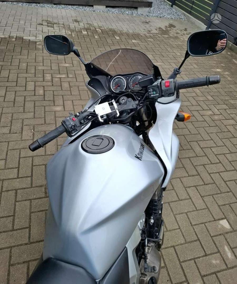 Кавасаки Z 2006 в Вильнюс, объемом двигателя 0.75 л и пробегом 30 тыс. км за 1850 €, фото 7 на AUTOMOTO.COM.LV