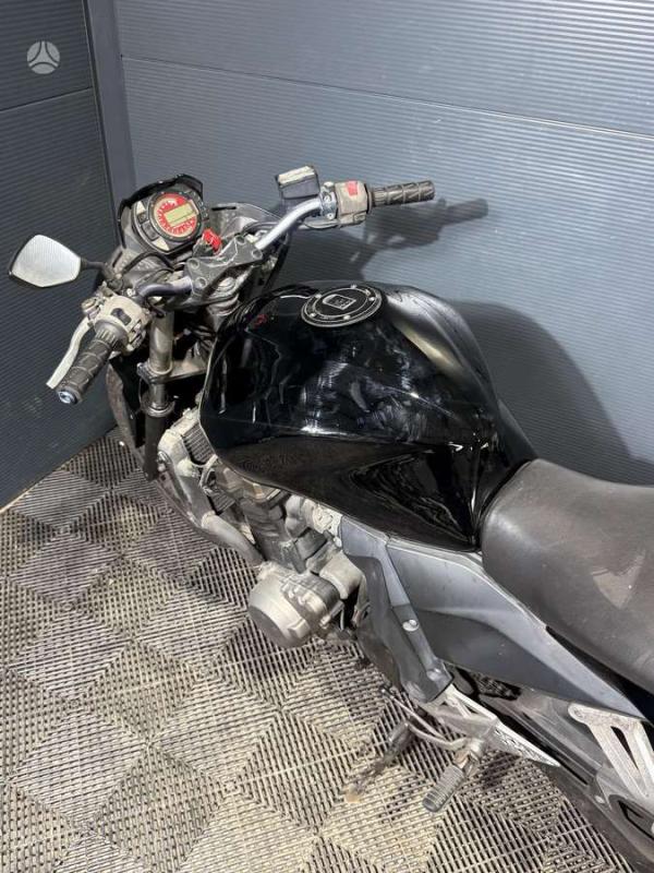 Kawasaki Z 2006 Tauragė, ar dzinēja tilpumu 0.75 L un nobraukumu 32 tūkst. km par 1990 €, foto 6 vietnē AUTOMOTO.COM.LV