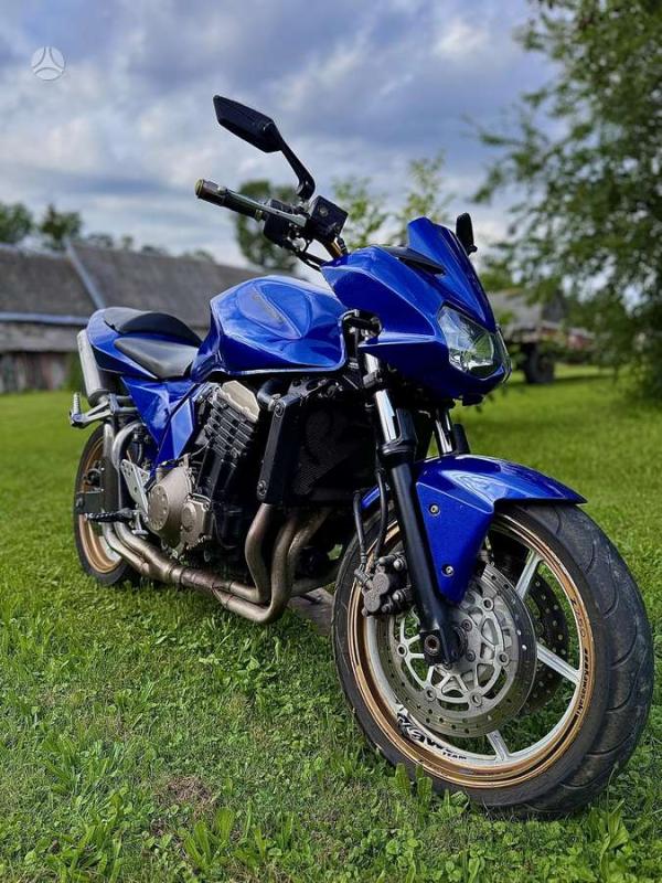 Kawasaki Z 2006 in Utena, with an engine capacity of 0.70 L and mileage of 36 thousand km for 2400 €, photo 2 on AUTOMOTO.COM.LV