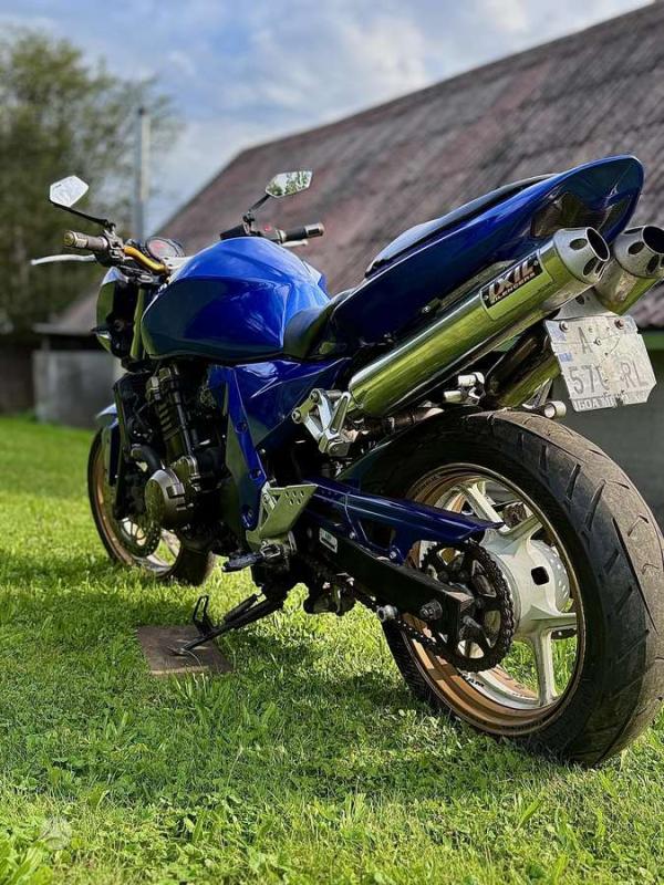 Kawasaki Z 2006 in Utena, with an engine capacity of 0.70 L and mileage of 36 thousand km for 2400 €, photo 7 on AUTOMOTO.COM.LV