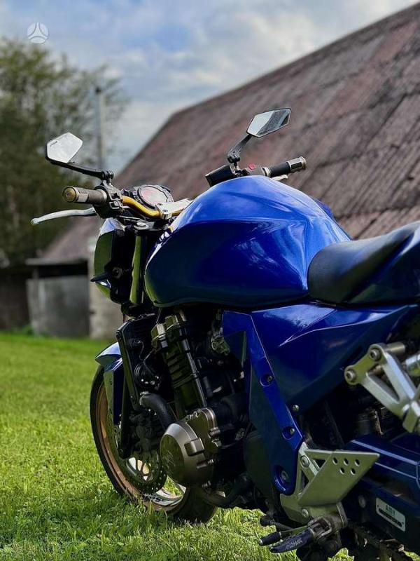 Kawasaki Z 2006 in Utena, with an engine capacity of 0.70 L and mileage of 36 thousand km for 2400 €, photo 8 on AUTOMOTO.COM.LV