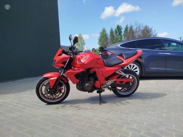 Kawasaki Z 2006 in Silale, with an engine capacity of 0.75 L and mileage of 47 thousand km for 1750 €, photo 3 on AUTOMOTO.COM.LV